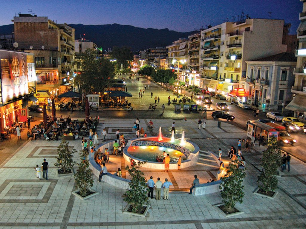 Κεντρική πλατεία Καλαμάτας - η καρδιά της πόλης | KalamataTimes